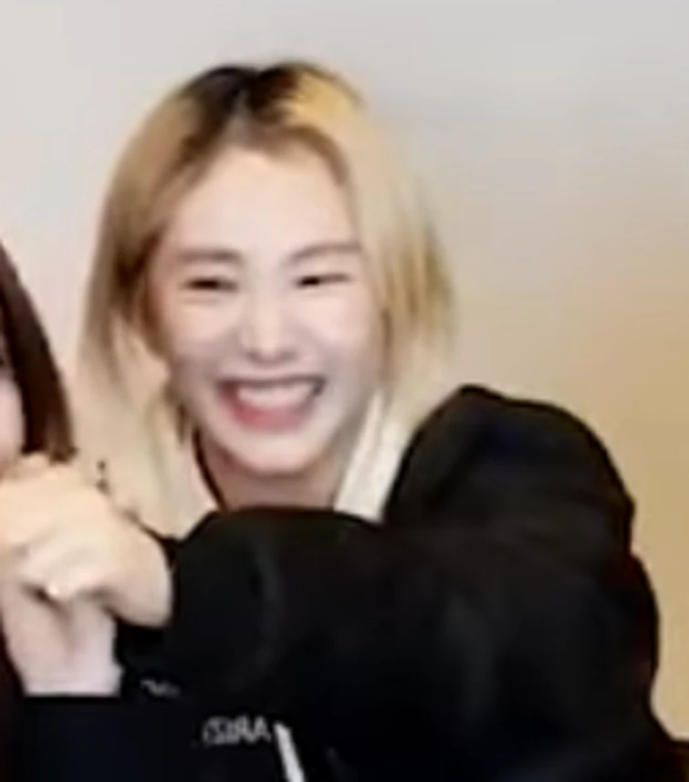 This k-pop idol looks just like irl fem!Kenma | Fandom