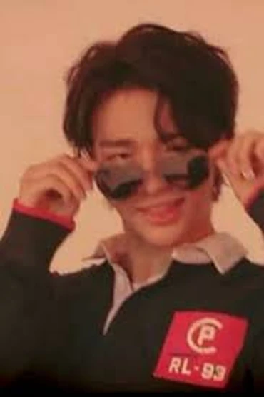 srry for quickposting..pfp? | Fandom