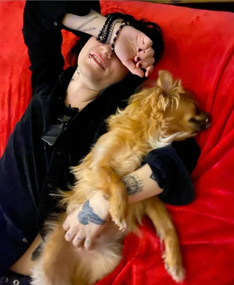 Johnnie with his natural hair color? | Fandom