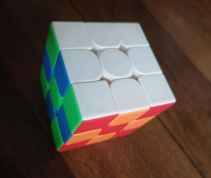arranging the rubik's cube like this to mess with my brother | Fandom