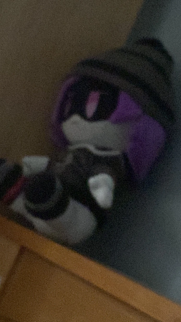 Looks more like Uzi is grounded | Fandom