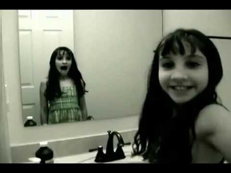 Creepy Grudge Ghost Girl in the Mirror [MUST WATCH] | Fandom