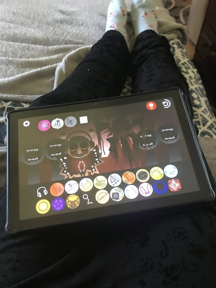 I got a new tablet bc my iPad fucking broken. | Fandom