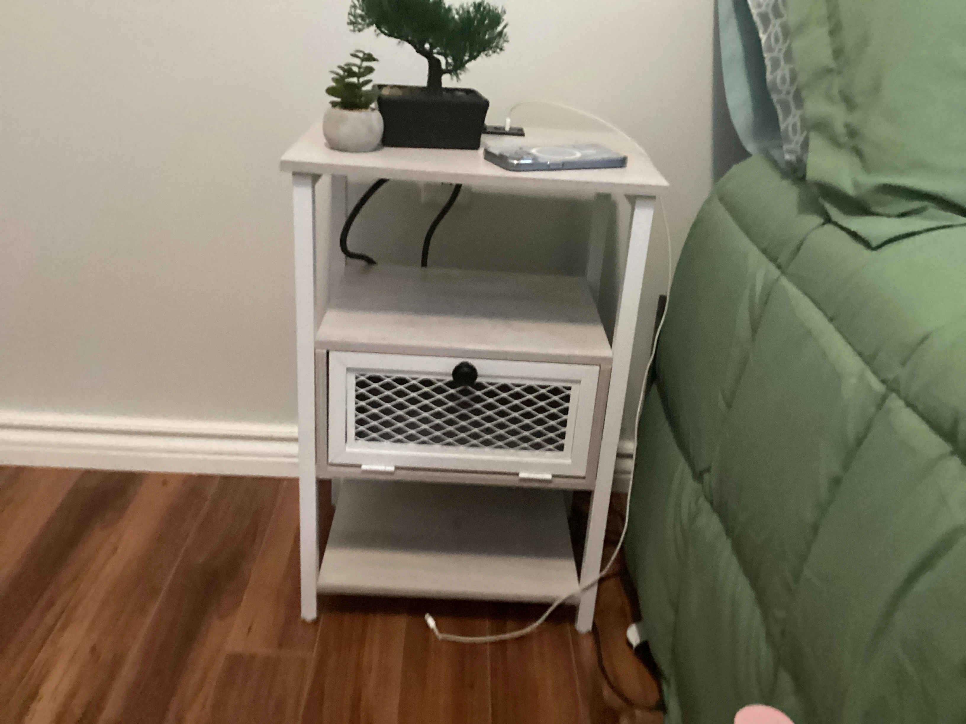 I know I did this before but………. What dragon would match my bedroom ...