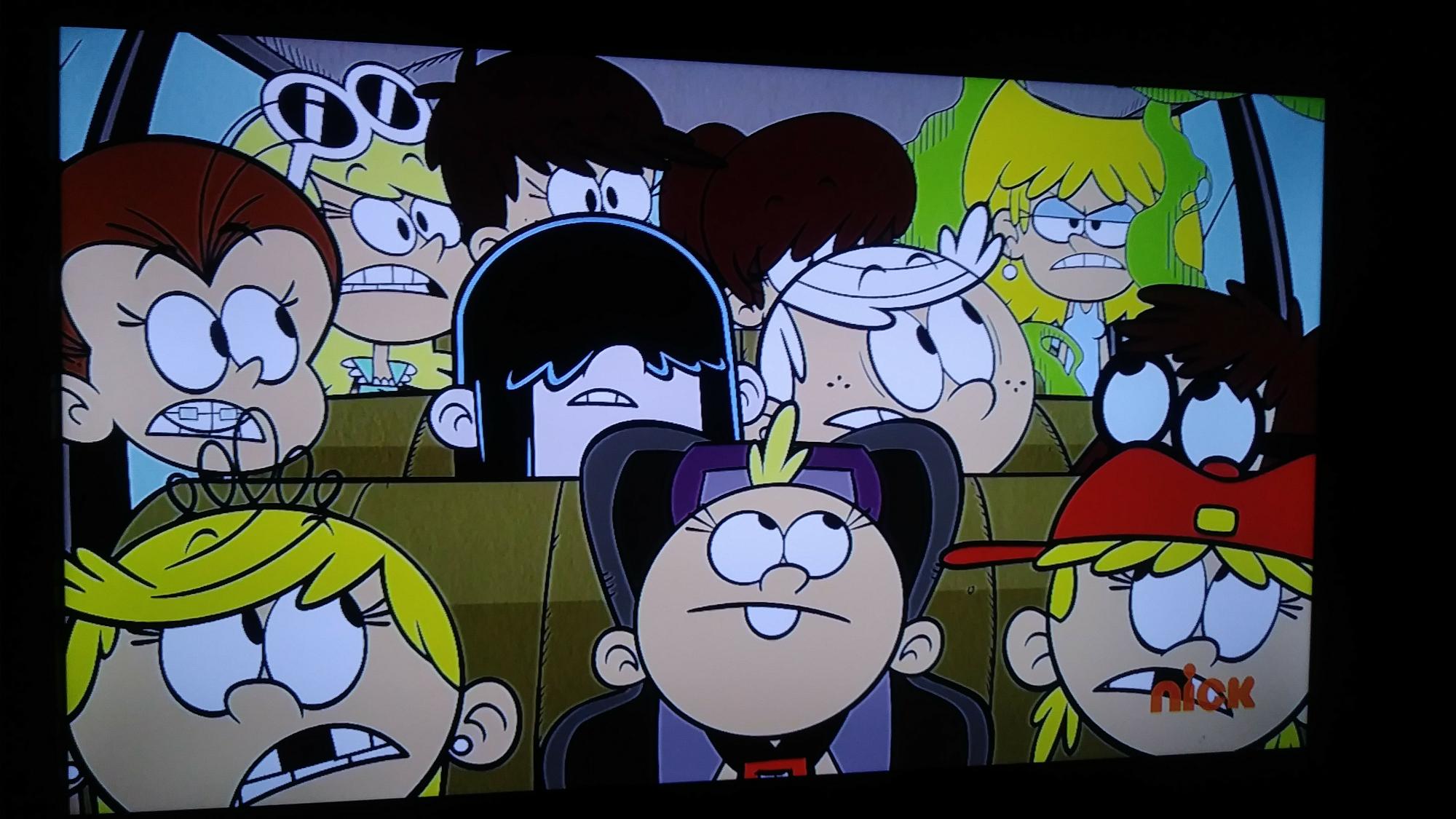 Lori Farts And Thinks She Saids Its The Seat It Doesnt Its Her Body From Tripped Fandom