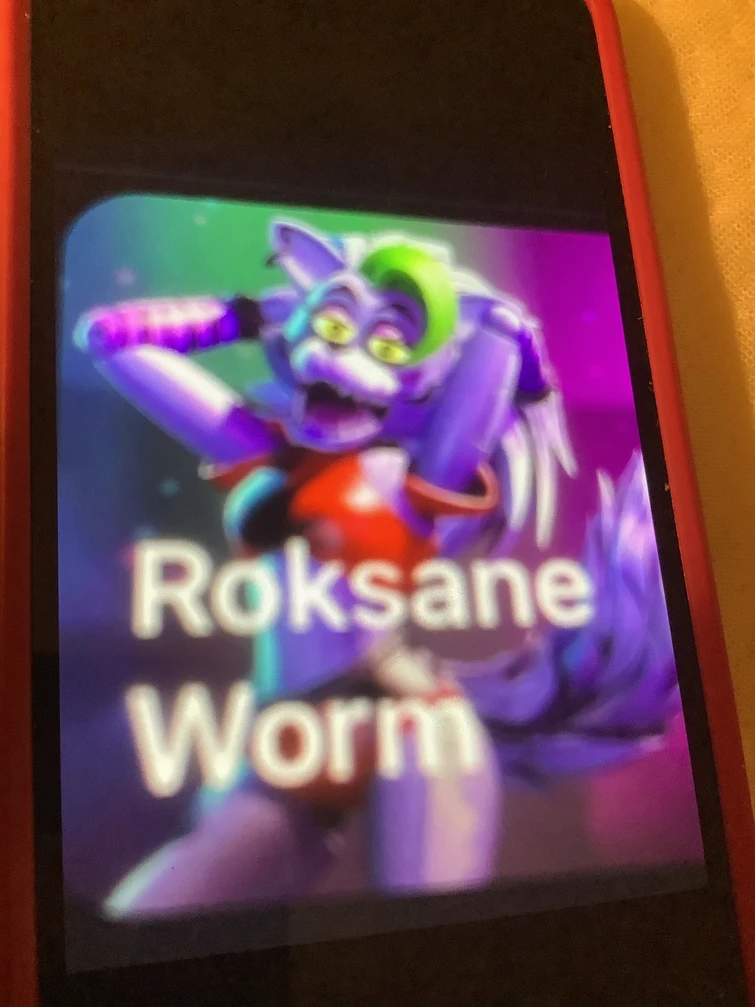 I found Roxanne wolf on the banger app! | Fandom