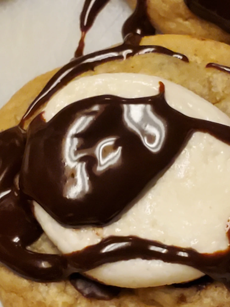 I made mallowmelt cookies | Fandom