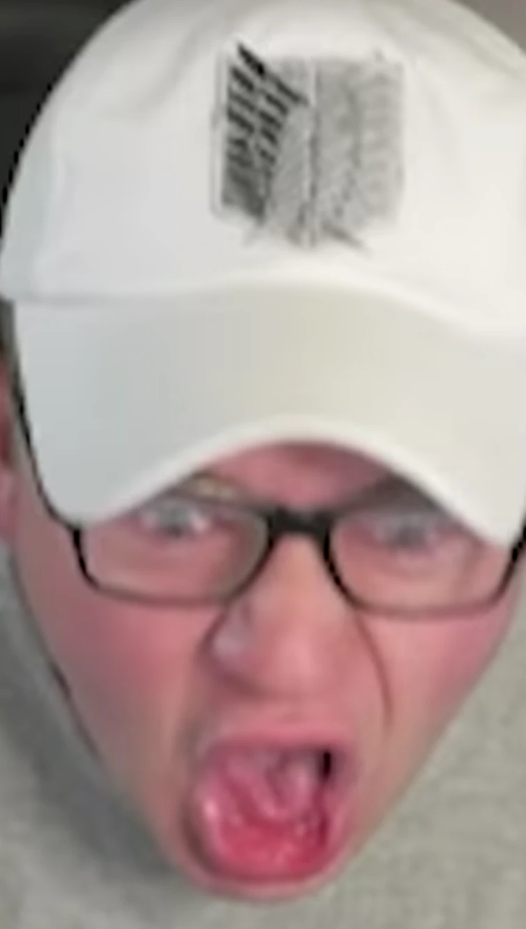 Person below is cringe | Fandom