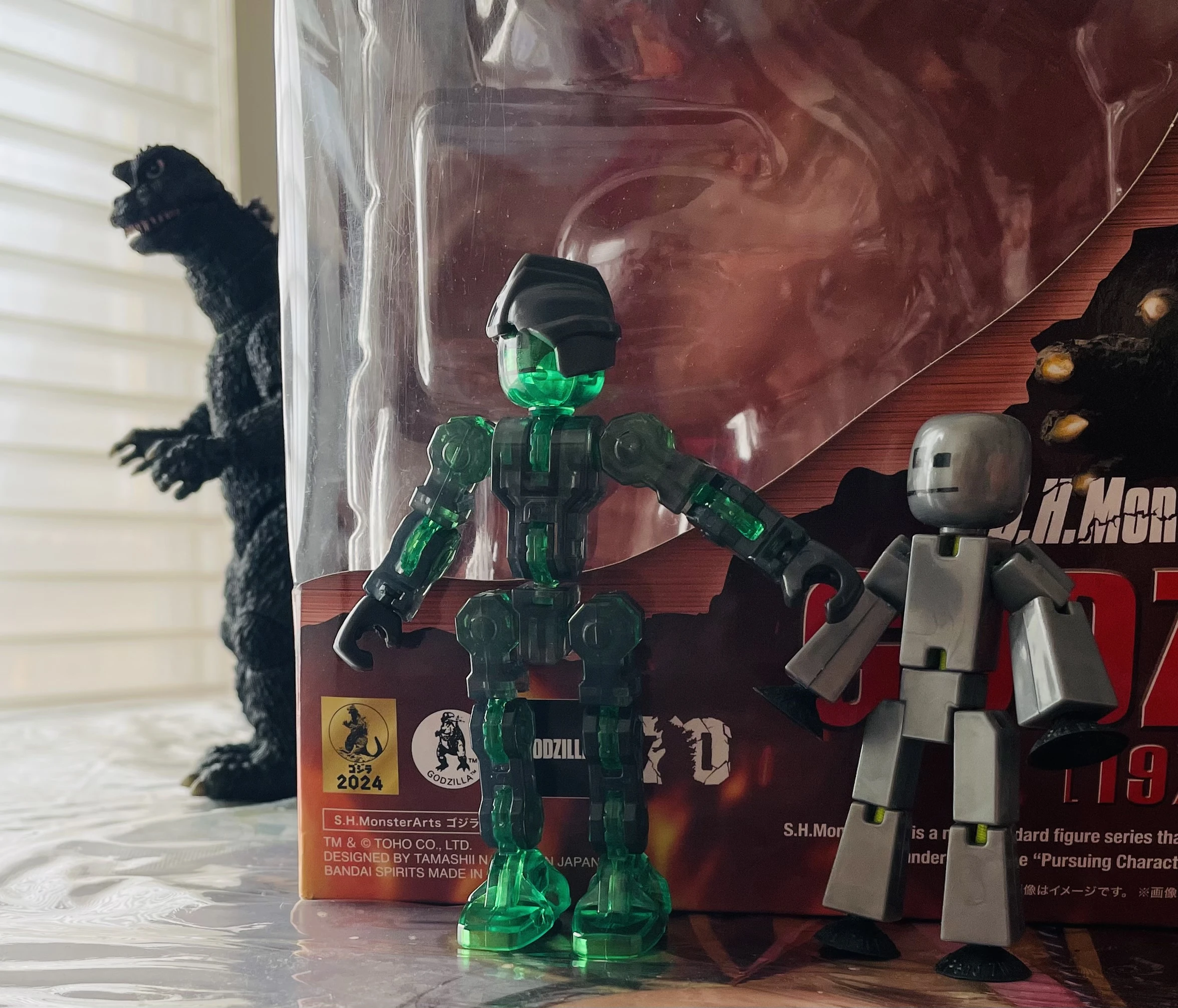 How it feels to play suit born (felt like using my figures) | Fandom