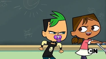 i think duncan should wear his pacifier more on total dramarama he ...