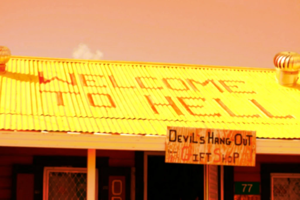 hecho el nivel 666 de la wikidot traducido | Fandom