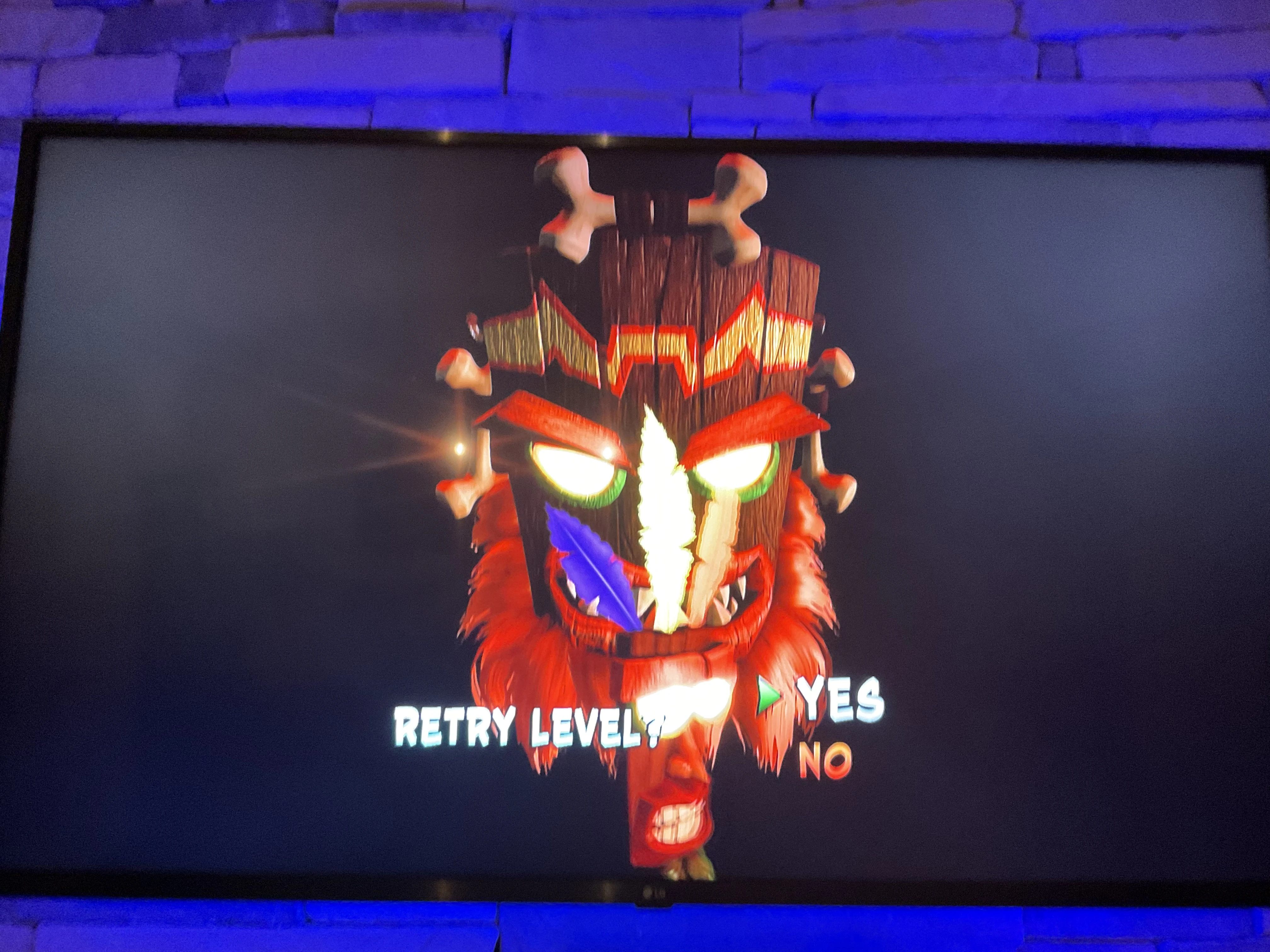 Aku Aku takes over the game over screen | Fandom