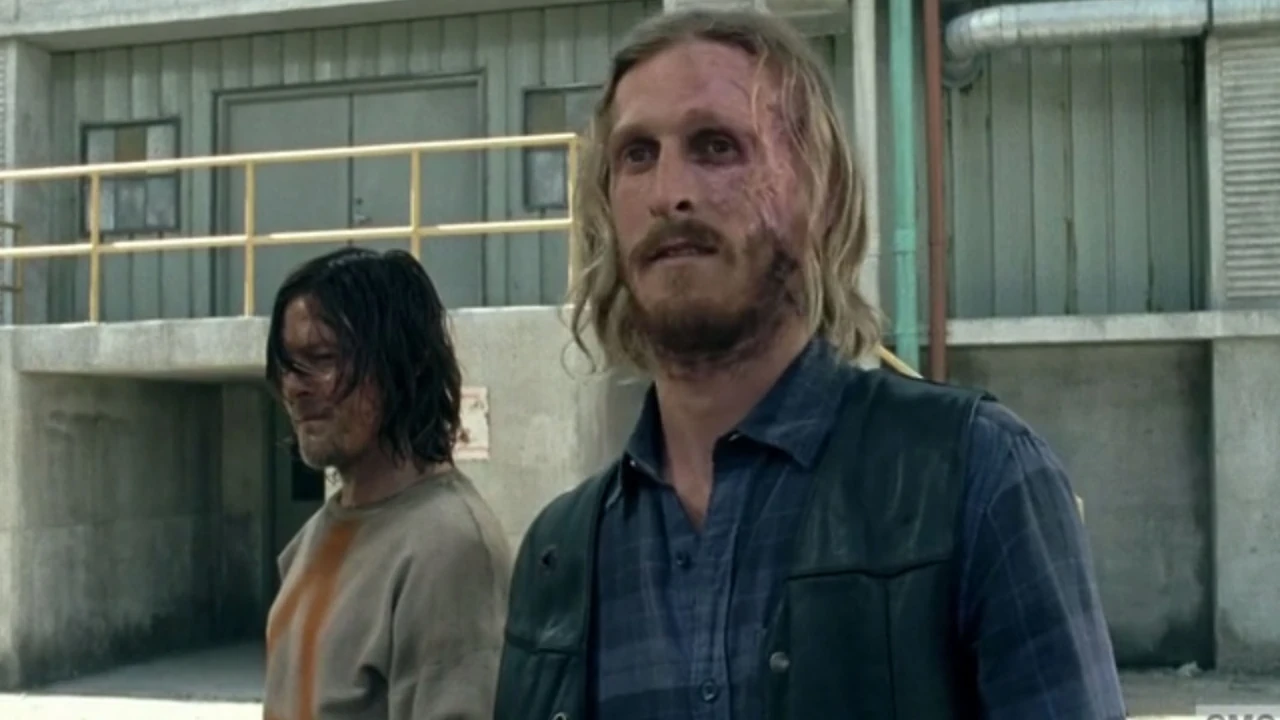 ‘The Walking Dead’ Season 8: Inside Daryl and Dwight’s ‘Cat-and-Mouse ...