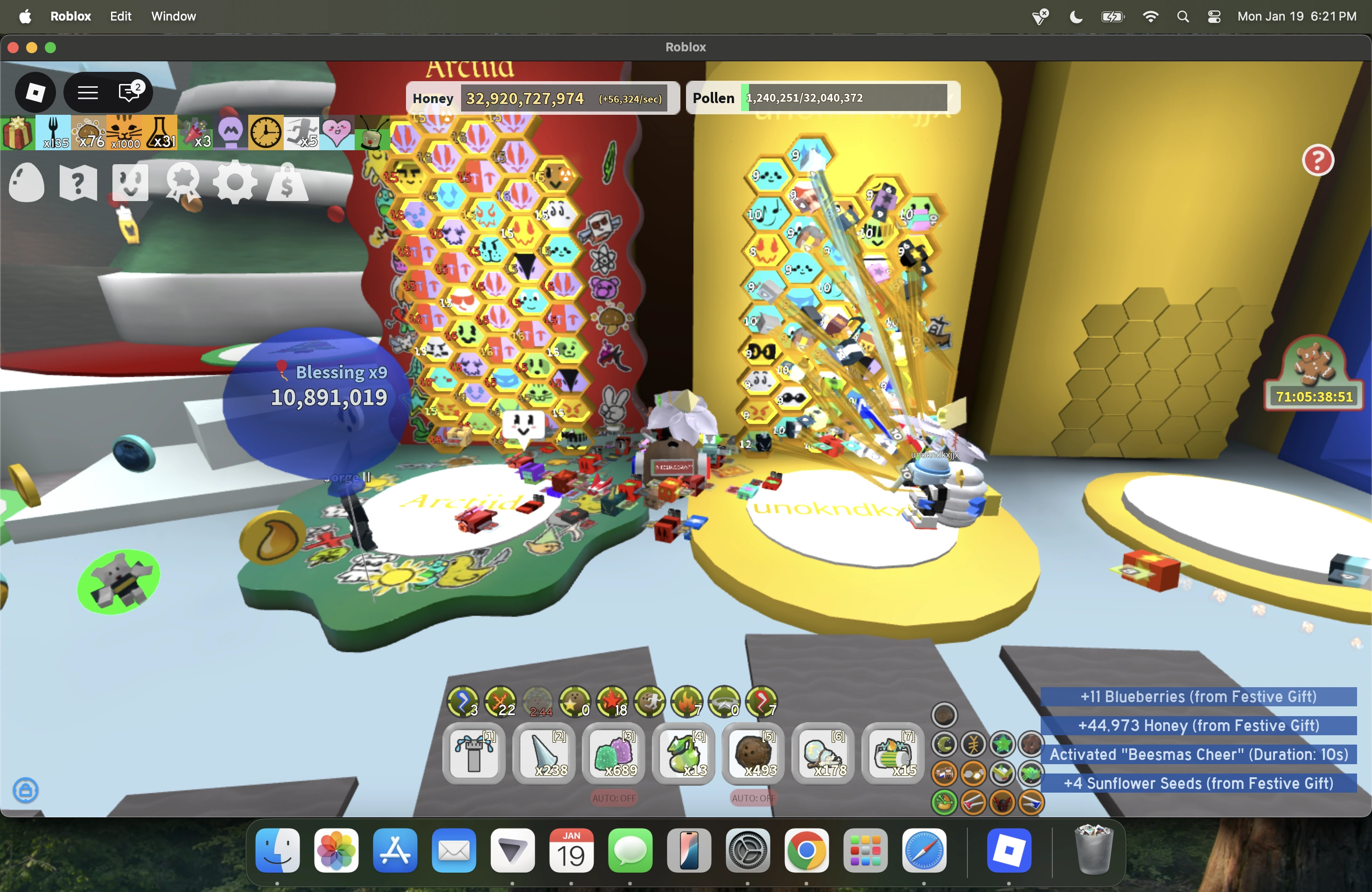 Does anyone have tips for early red hive? | Fandom