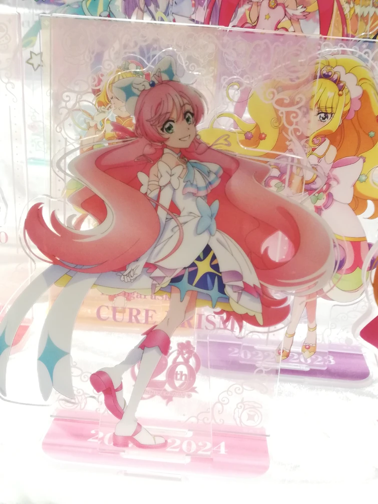 The "Hirogaru Sky! PreCure" team's 20th anniversary acrylic stands is ...