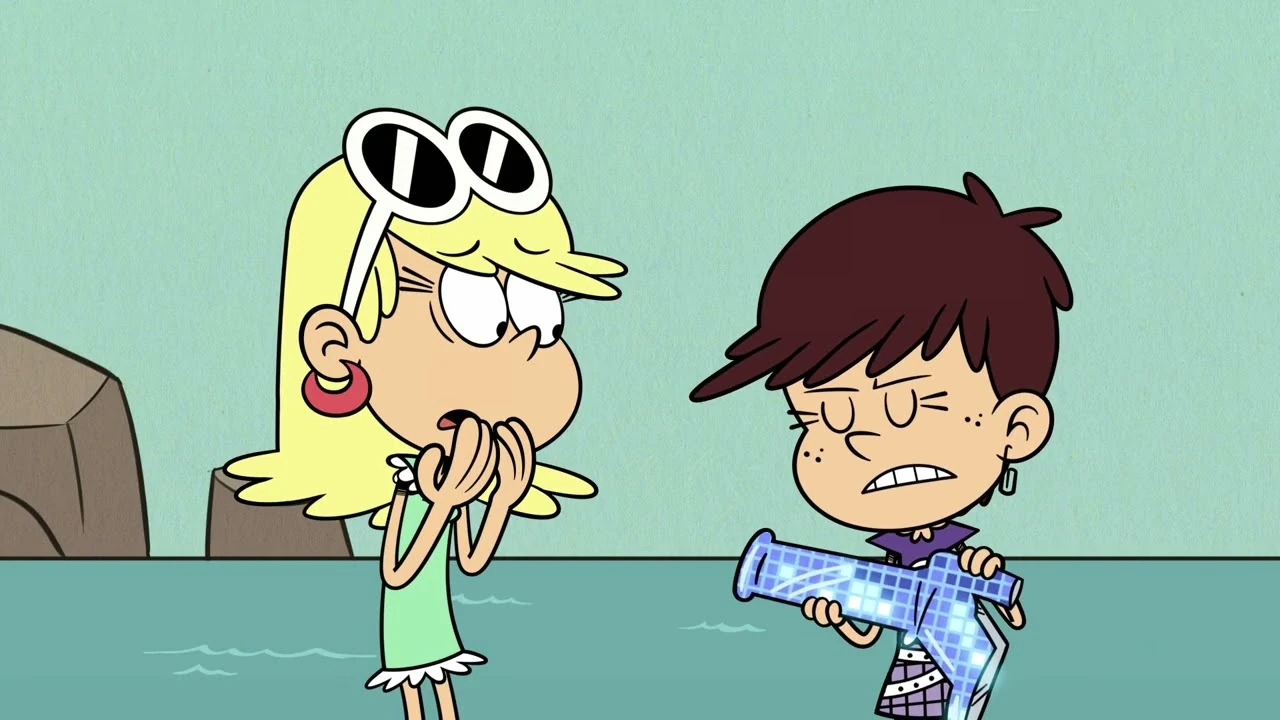 Luna and Leni Crying | Fandom