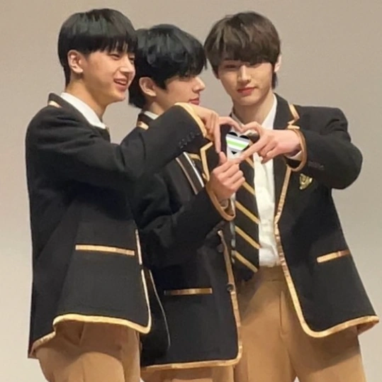 Random K-POP Image #29 | Fandom