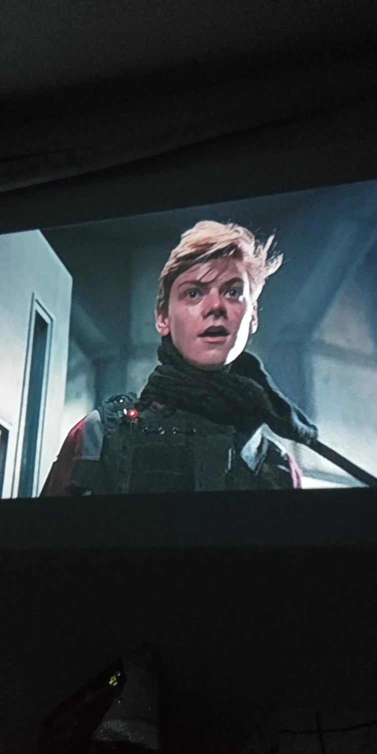 I'm watching Death Cure again and paused right at this scene. A moment ...