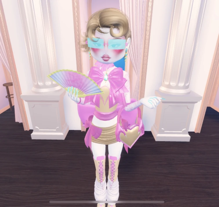 I did a Glisten fit in dti | Fandom