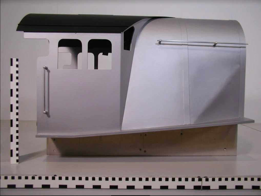 Spencer's Close up model is NOT used Murdoch's | Fandom