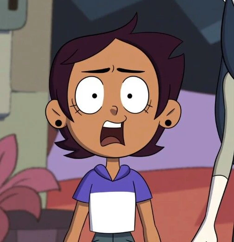 what is luz reacting to? | Fandom