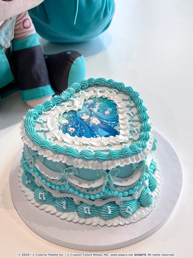 OFFICIAL MIKU CAKE | Fandom