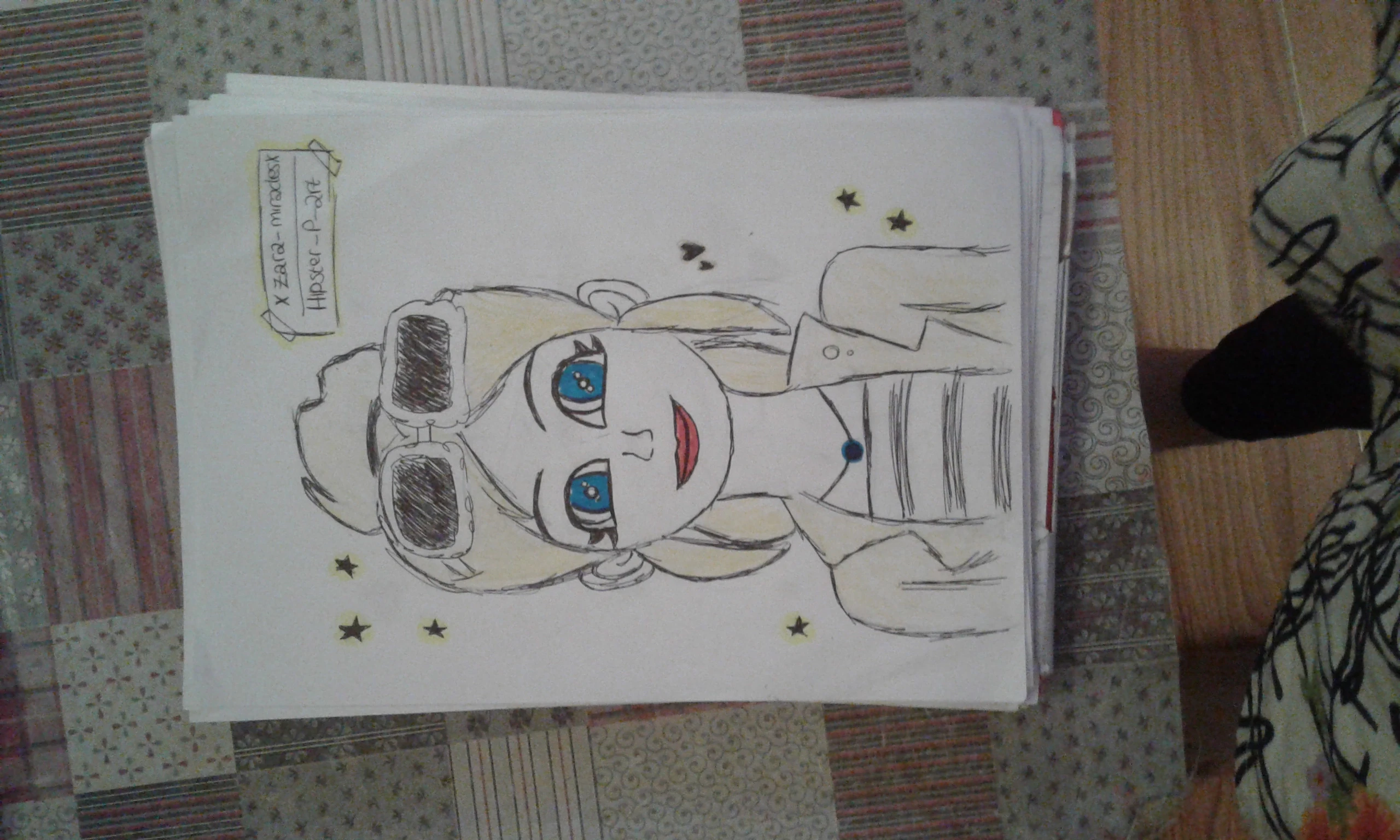 Chloè Drawing 🐝💛 | Fandom