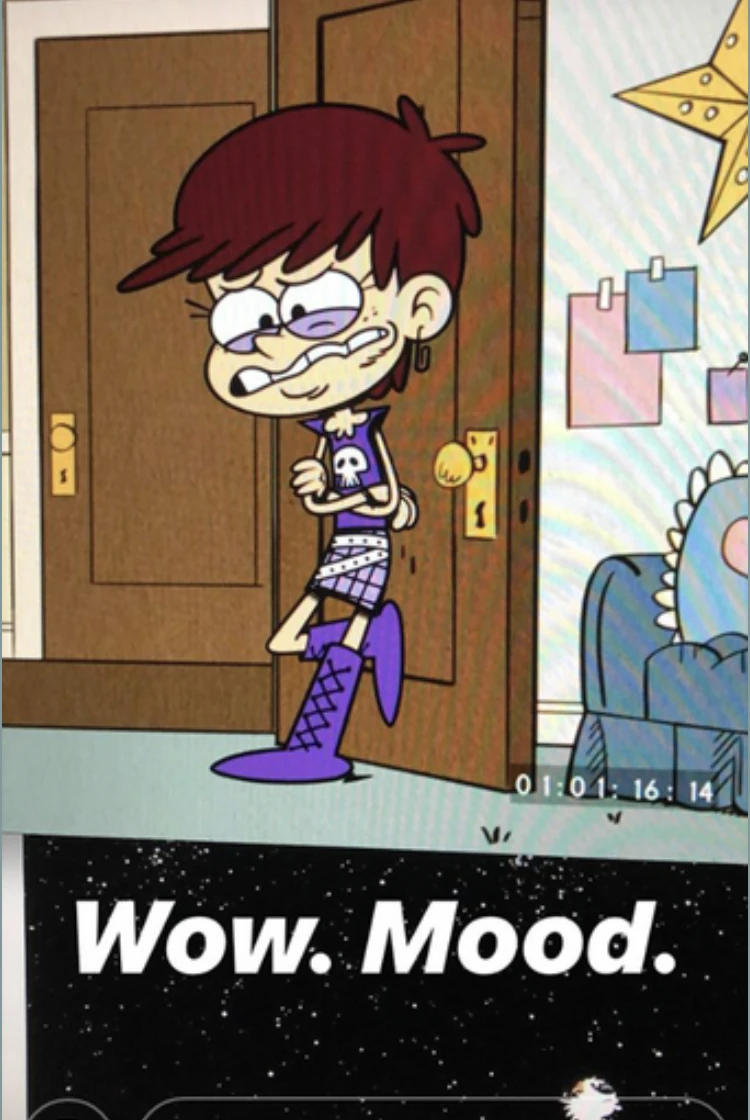 What do you think is wrong with Luna in that picture? | Fandom