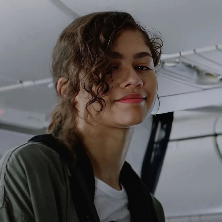 HOW AM I JUST REALIZNG HOW PRETTY MJ FROM SPIDERMAN IS octxicitxtix ...