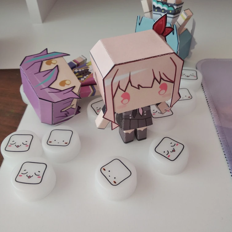 i printed out some pictures & paper figures! | Fandom