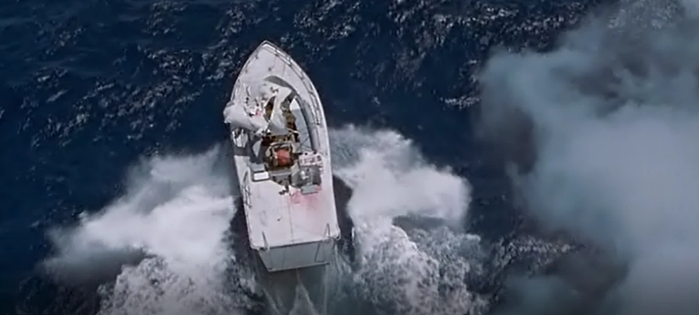 What attacked the boat in Jurassic Park 3? | Fandom