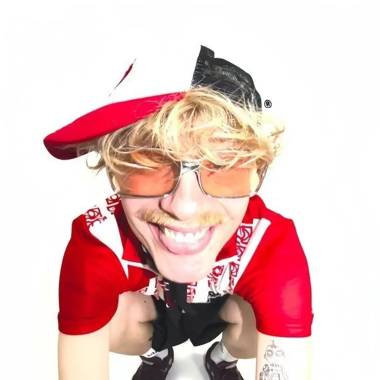 i need a new pfp gng... | Fandom