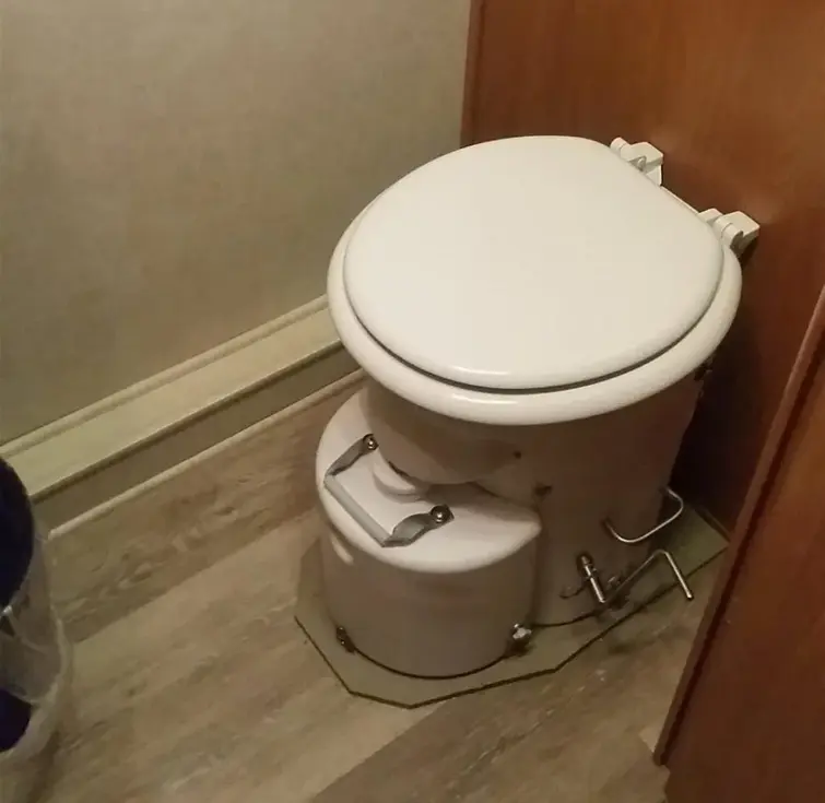 Fanmade Astro Toilet Drawing | Fandom