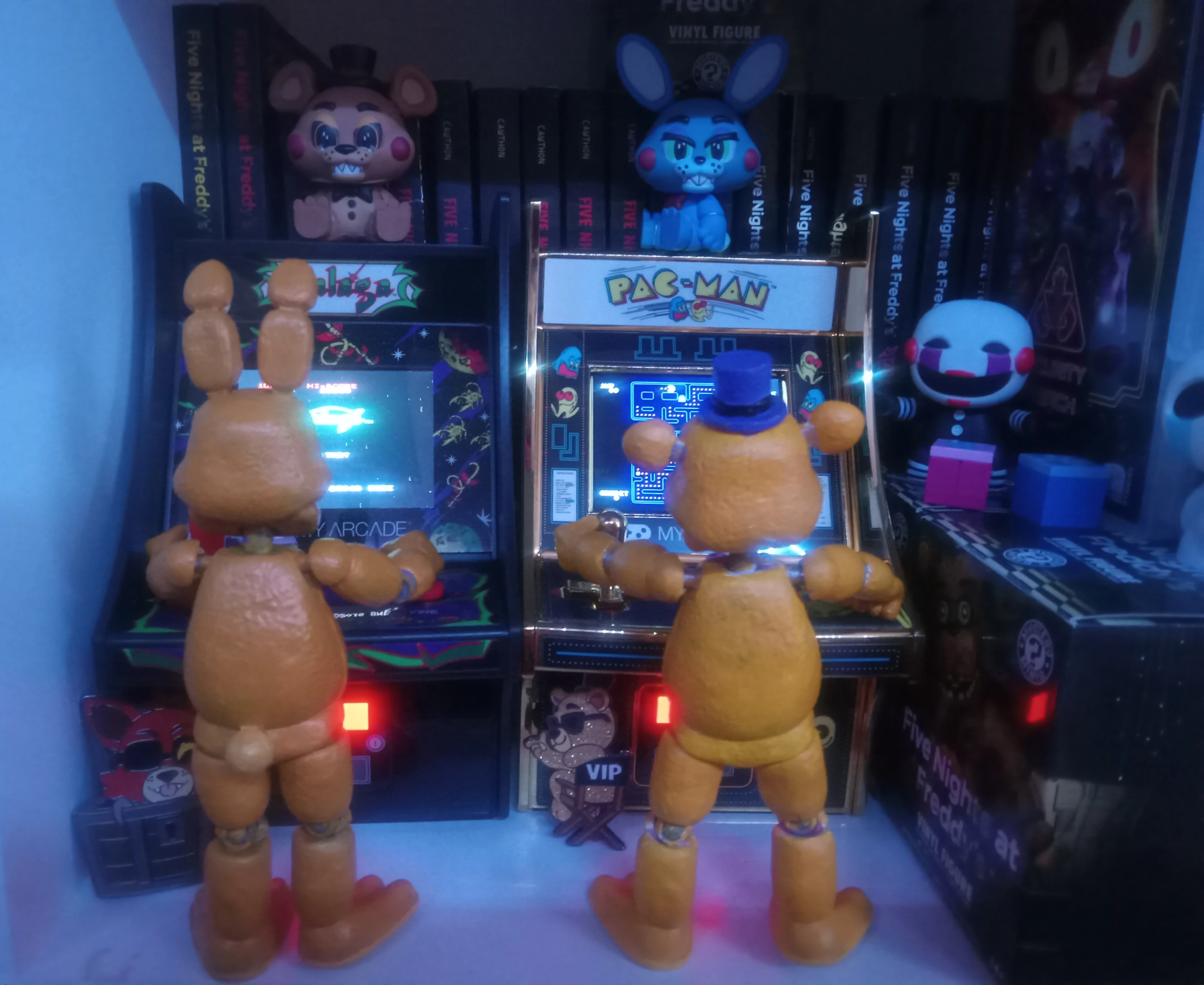 Spring Bonnie And Fredbear at The Arcade | Fandom