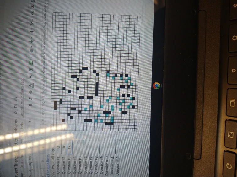 Given a pixel art quiz by my teacher, and the first two answers.. | Fandom