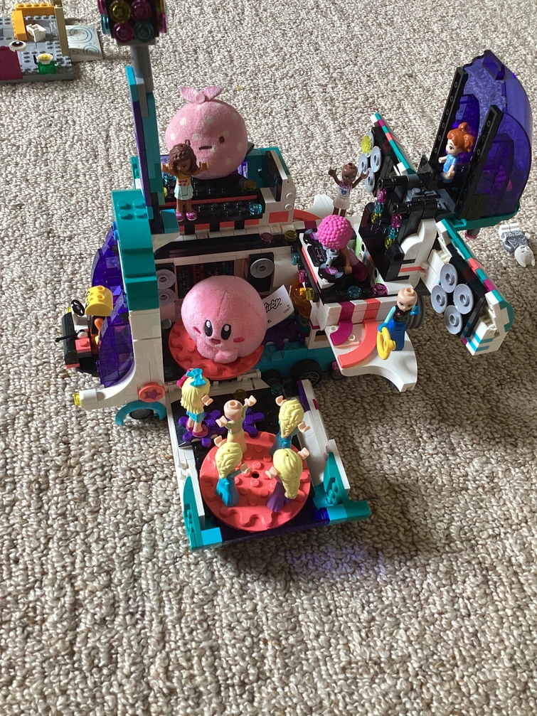 Kirby and Pom Pom at a cringe party | Fandom