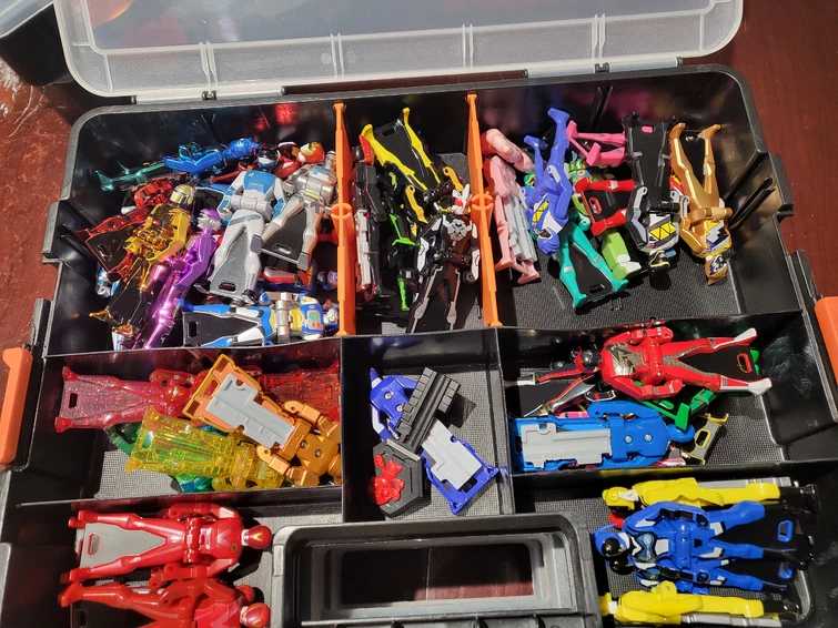 Retro Review: PART 1 - GOKAIGER WEAPONS, MORPHERS, KEYS | Fandom