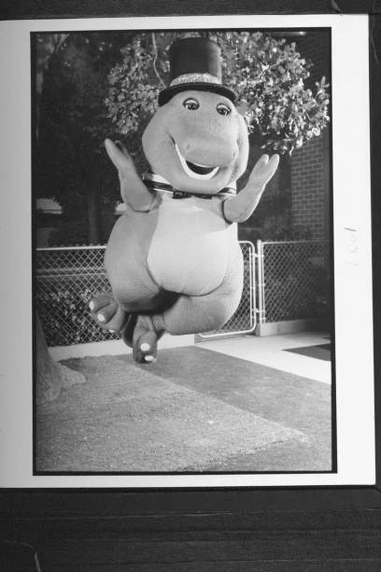 Found couple of more photos during production of Season 1 of Barney ...
