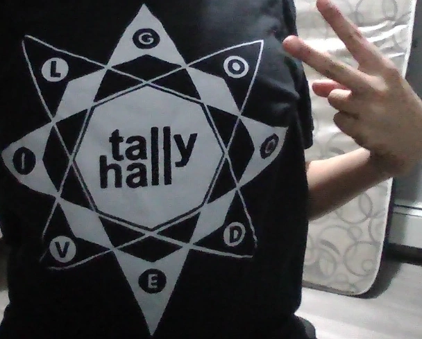 *insert internet show theme* TALLY HALL (my first time wearing my th ...