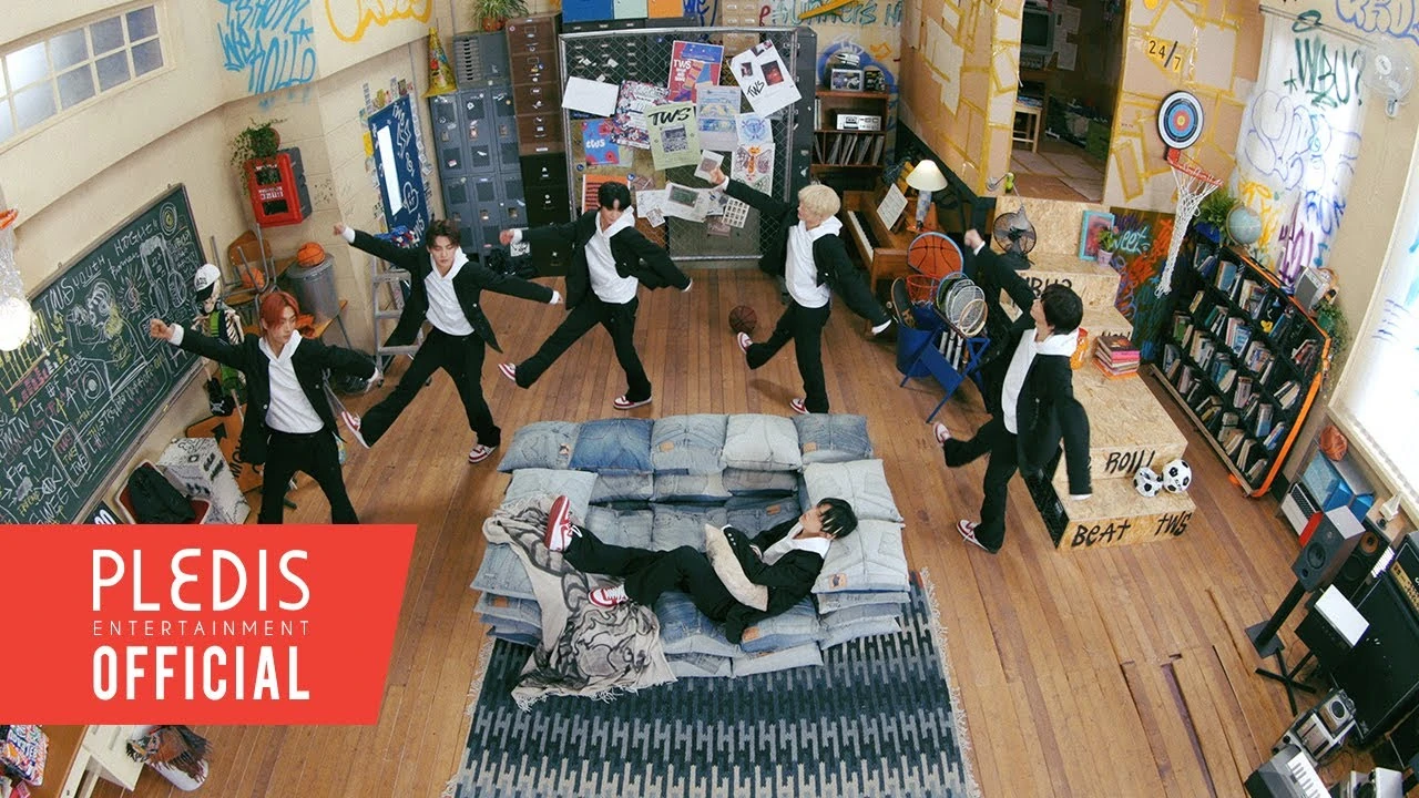 HELLO?!?! LITERALLY NO-SKIP!??! | Fandom