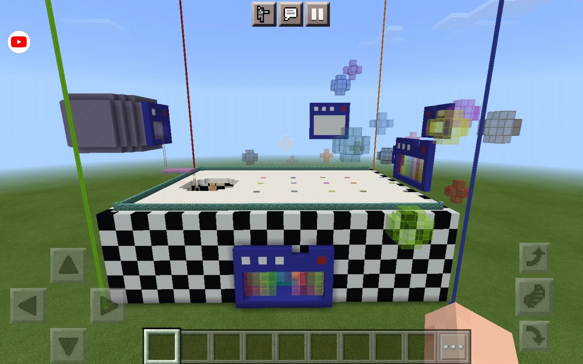 I made a weirdcore-themed build in minecraft! (CONTENT WARNING ...