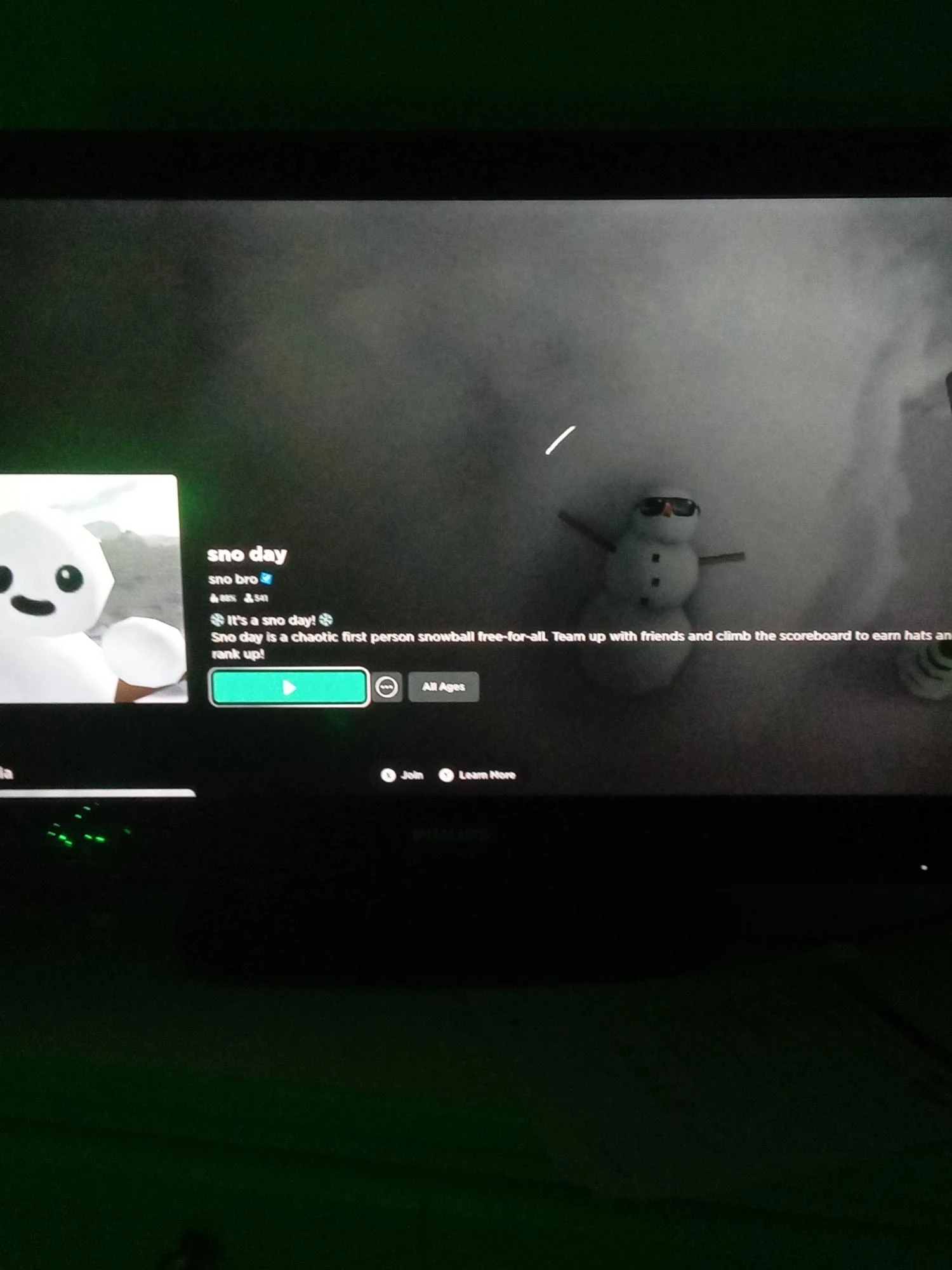 Everybody boost up this game its rlly fun: it's a sno day! Sno day is a ...