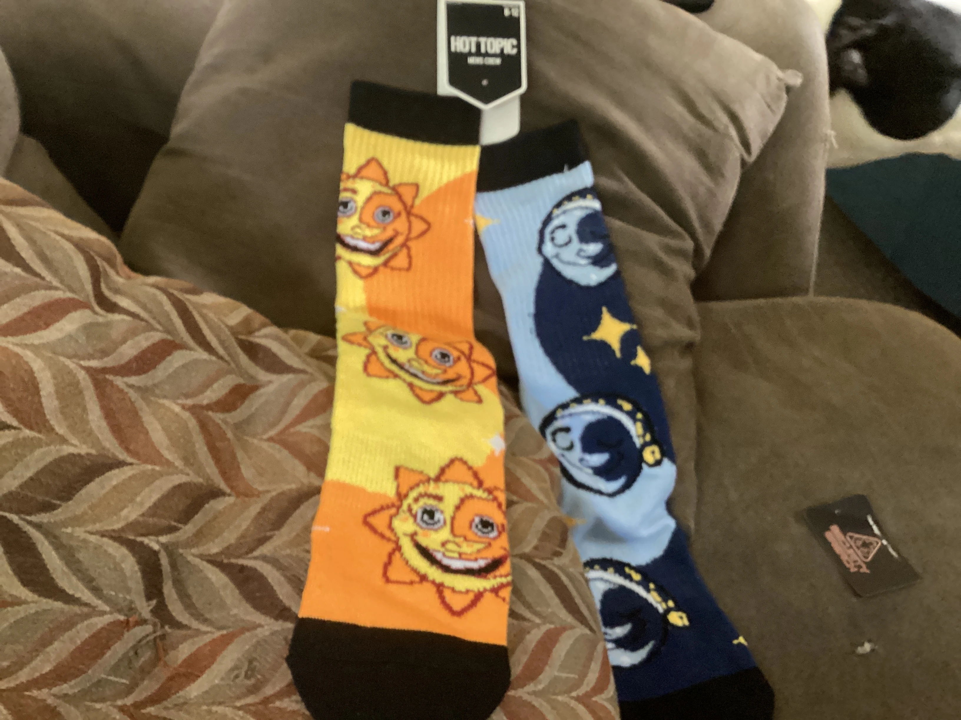 Got new socks >:3 | Fandom
