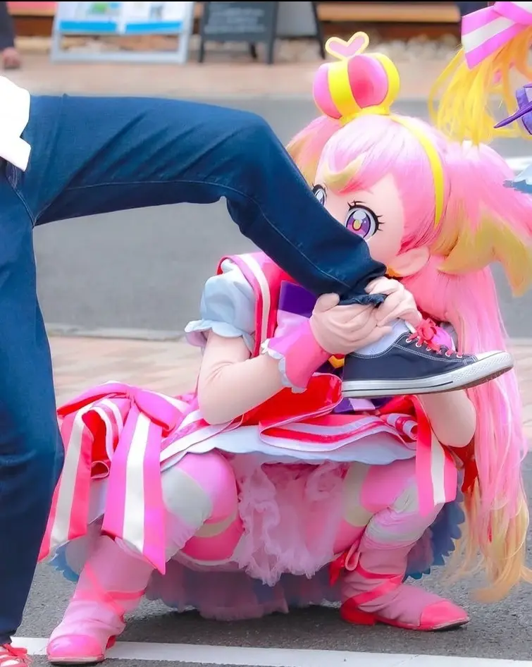 Off topic AGAIN but | Fandom