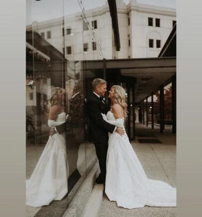 Chris Hansen got married! | Fandom