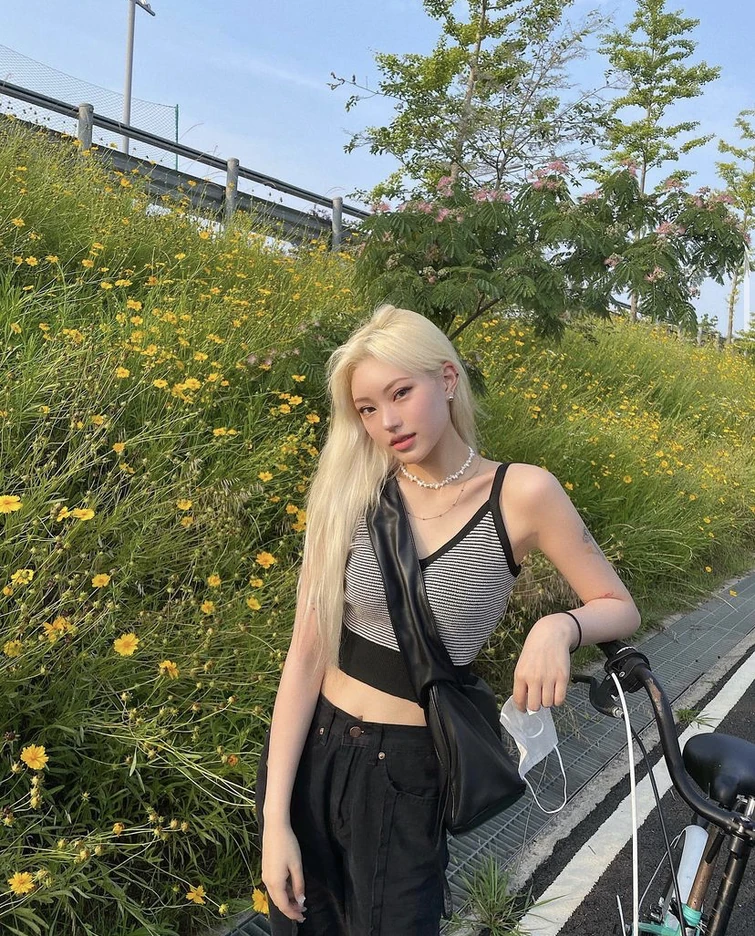 the beautiful world of idols (specifically male) sisters | Fandom