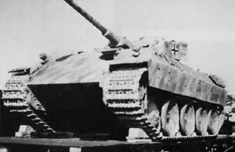 This Red Iron Cross Multi LTank Is Bit Funky | Fandom