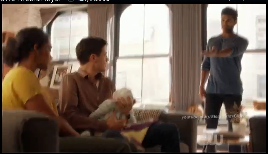 Arrowverse caption (Caption this) | Fandom