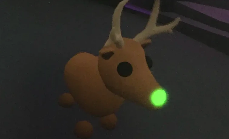 why did they make the neon reindeer nose glow green now? | Fandom