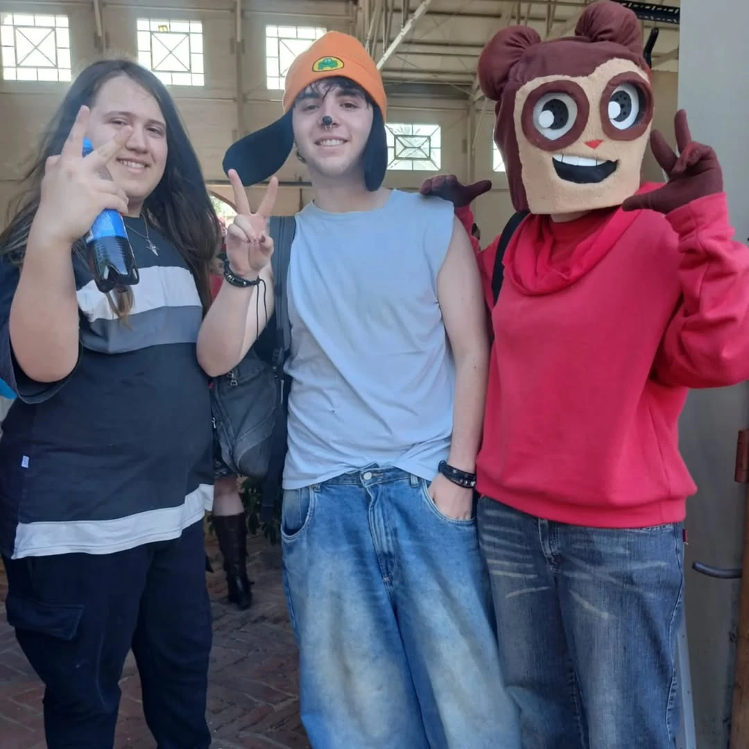 Look at that beautiful costume of max (People cosplaying as characters ...